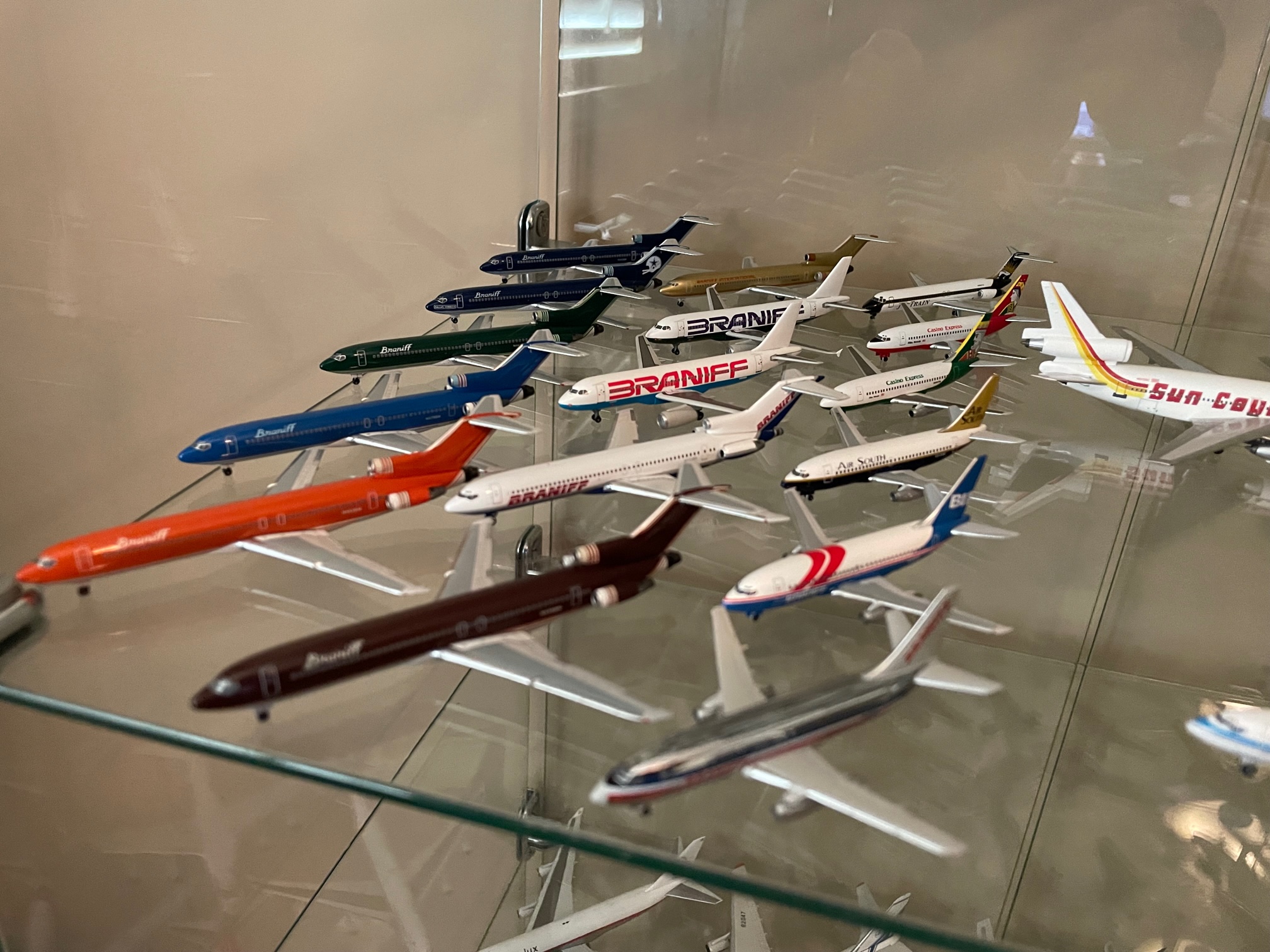 1CE2E440-2E31-4C79-9EA0-3E83BE400392.jpeg | MAF - Model Airliner Forum