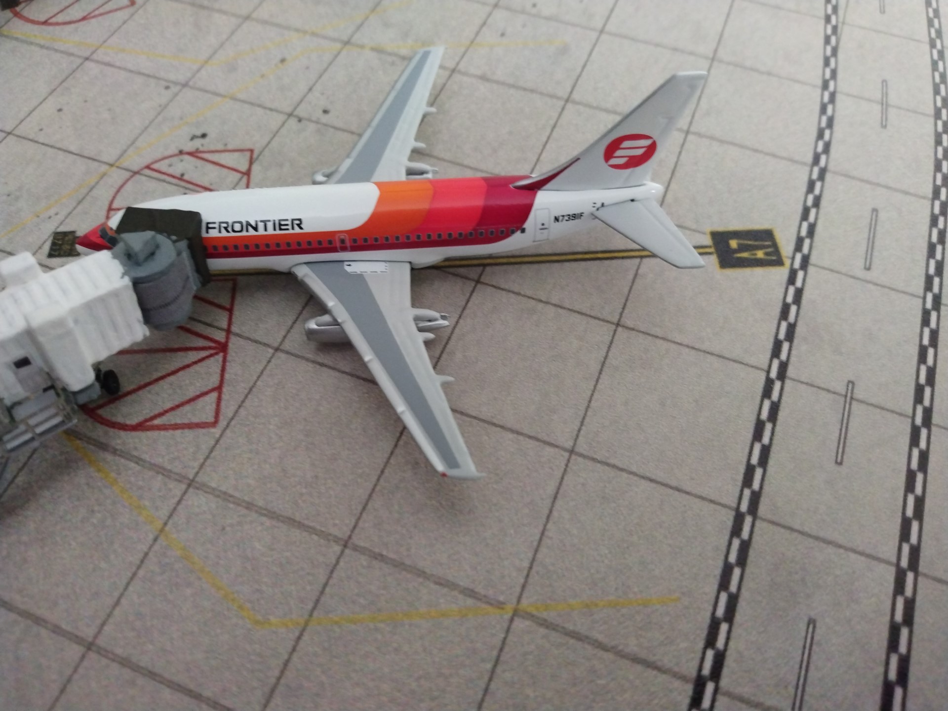 7 1983.jpg | MAF - Model Airliner Forum