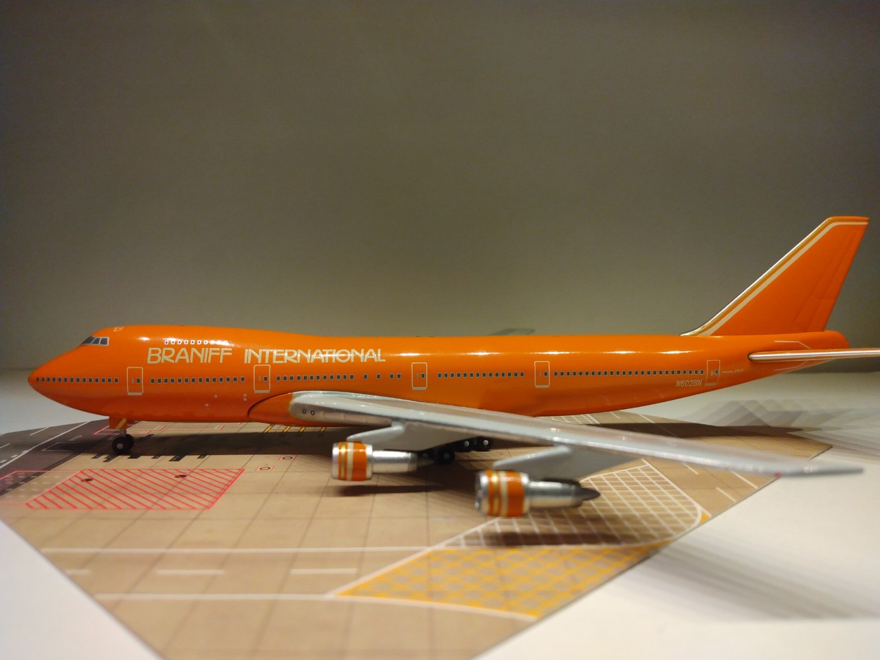 Braniff B747-227B N602BN L.jpg | MAF - Model Airliner Forum