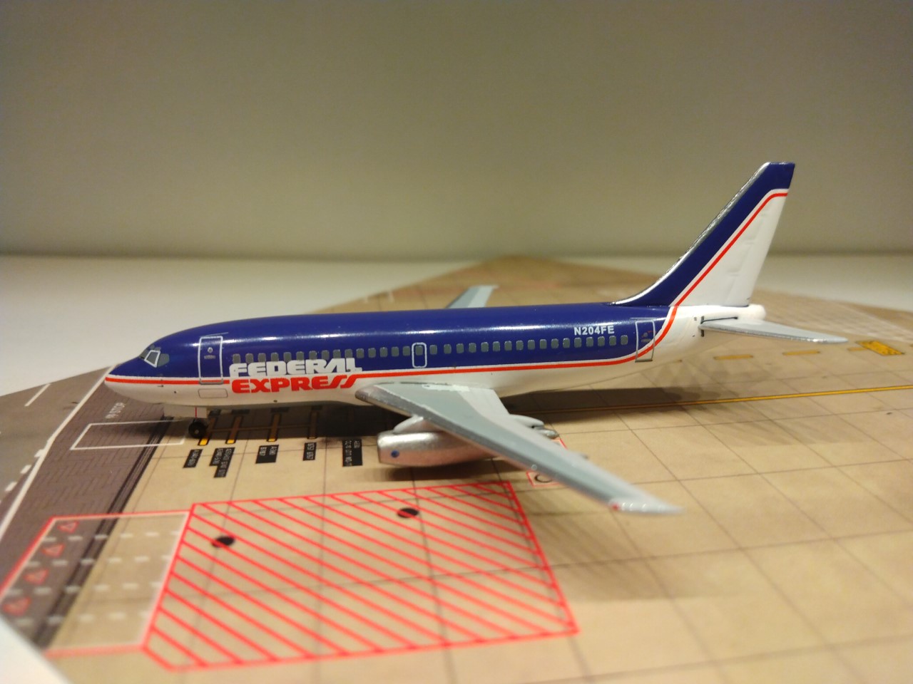 Federal Express B737-2S2AF N204FE L.jpg | MAF - Model Airliner Forum