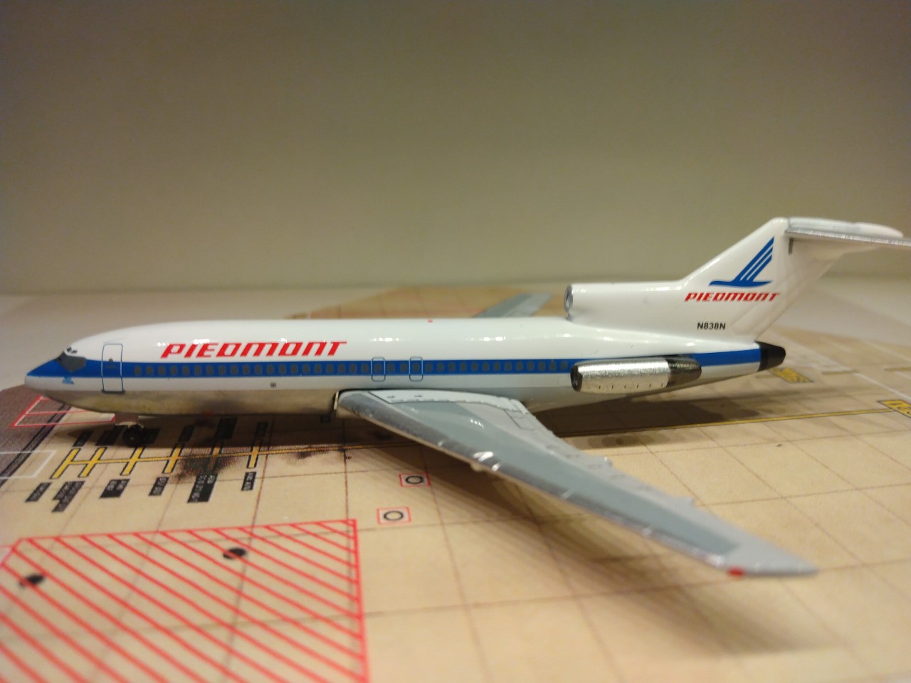 Piedmont 727-51 N838N L.jpg | MAF - Model Airliner Forum