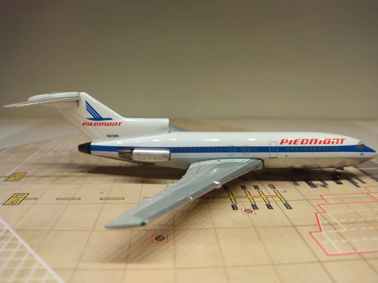Piedmont 727-51 N838N R.jpg | MAF - Model Airliner Forum