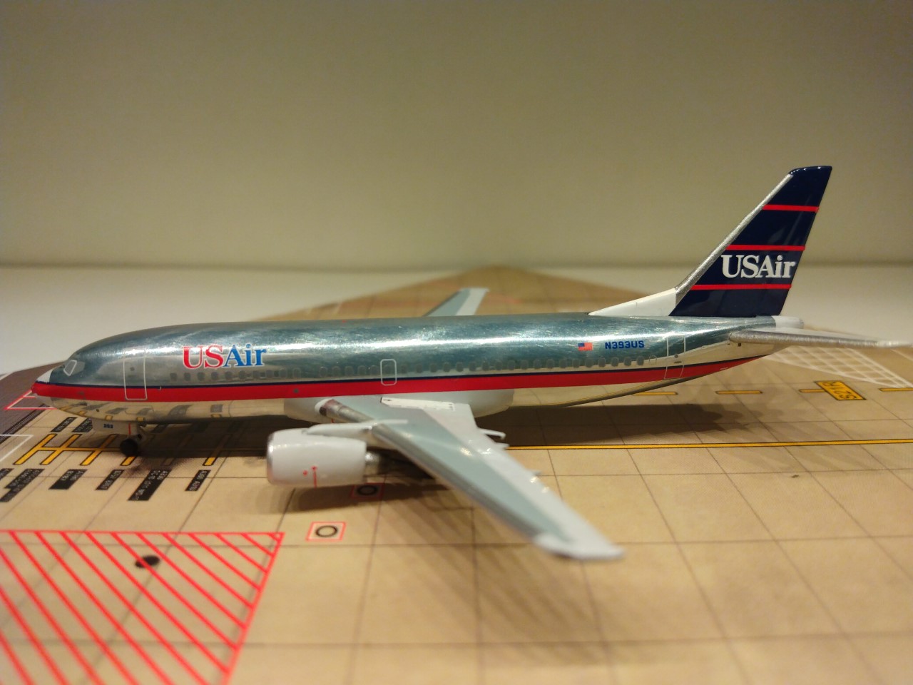 USAir B737-300 1989 N393US L.jpg | MAF - Model Airliner Forum